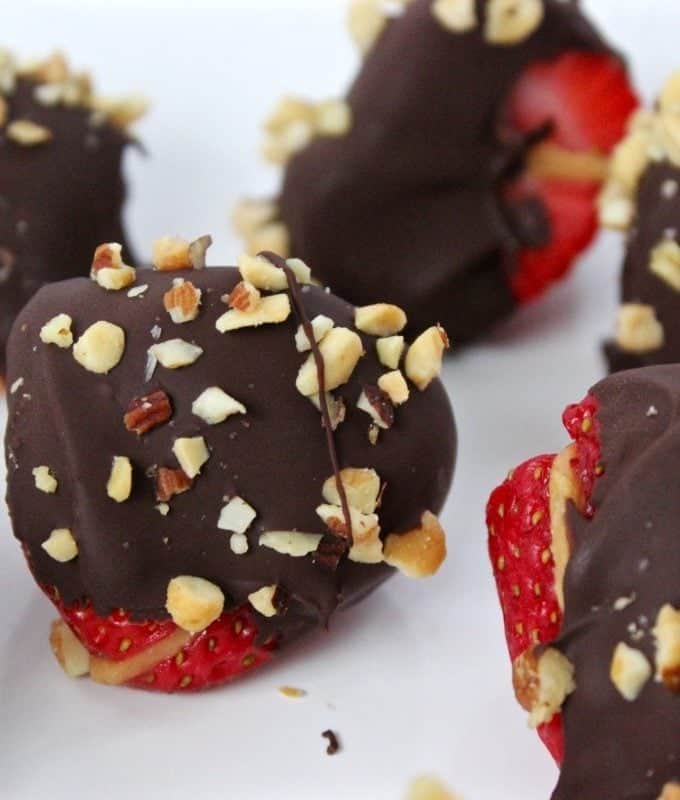 Cranberry Raspberry Brie Bites | Homemade Food Junkie