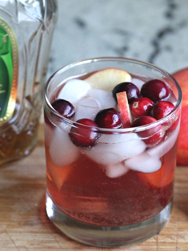 The Apple Cranberry Whiskey Cocktail | Homemade Food Junkie