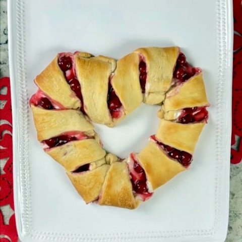 Love at First Bite: Sweet Heart Pastry | Homemade Food Junkie