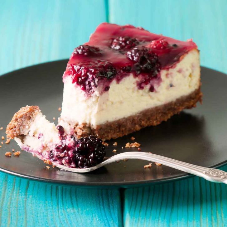 No-Bake Blackberry Cheesecake bars-Homemade Food Junkie