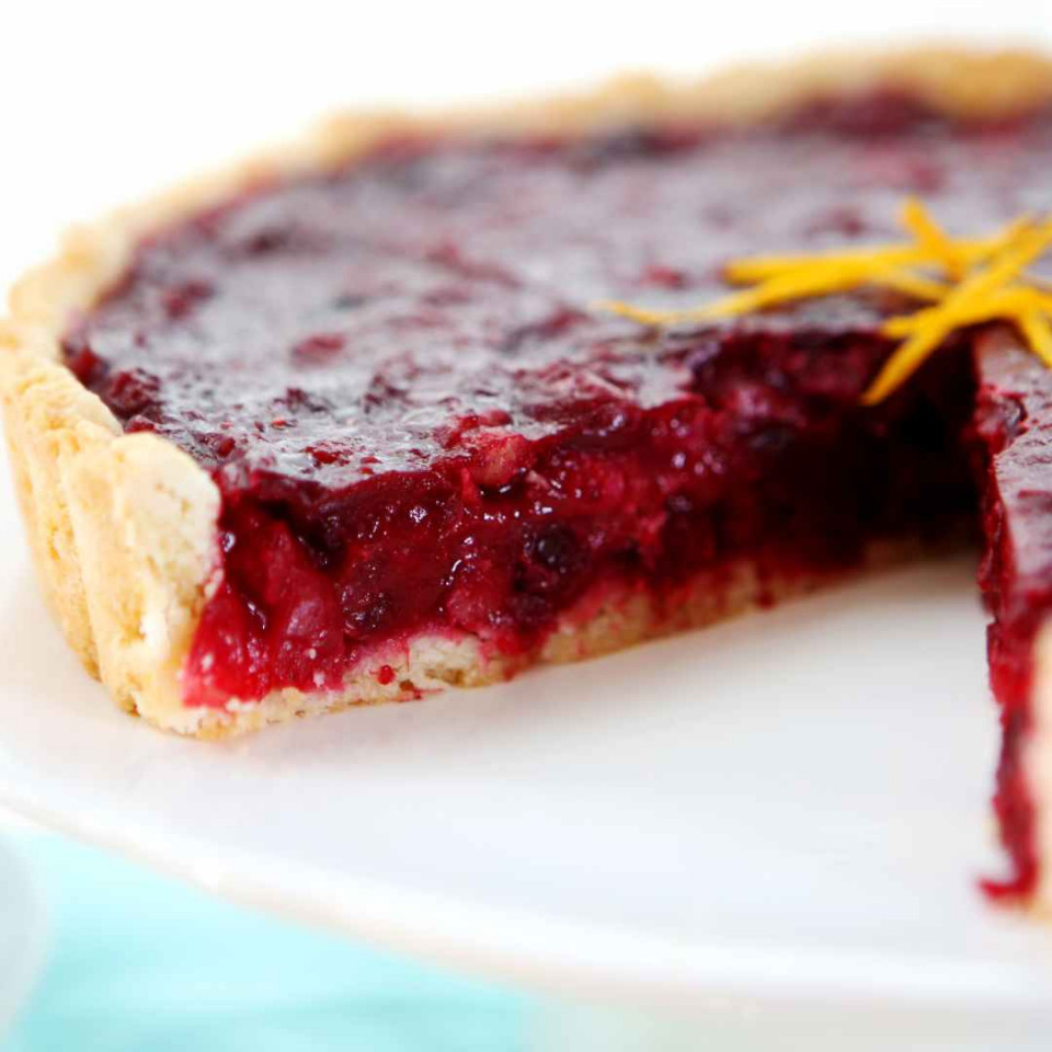 Easy Mini Cranberry Raspberry Tarts | Homemade Food Junkie