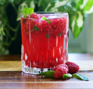 Easy Berry Mint Bubbler Mocktail Recipe | Homemade Food Junkie