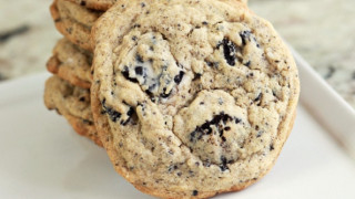 Delicious Cookies and Cream Cookies | Homemade Food Junkie