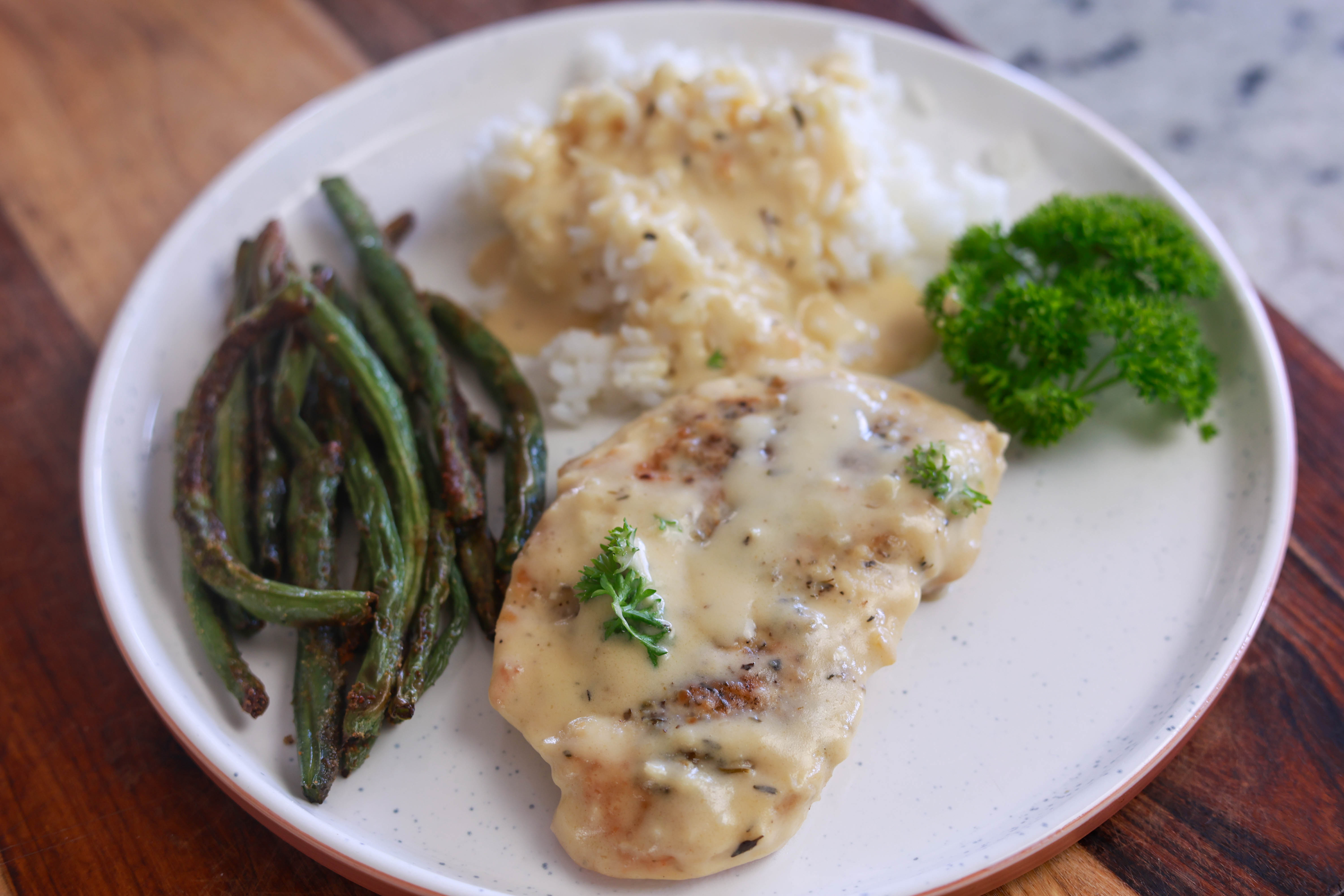Irresistible Creamy Garlic Chicken Skillet Recipe | Homemade Food Junkie